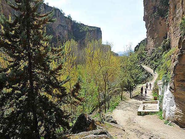 Ruta por el Parque Natural de las Sierras de Tejeda, Almijara y Alhama ... Ruta por el Parque Natural de las Sierras de Tejeda, Almijara y Alhama ...