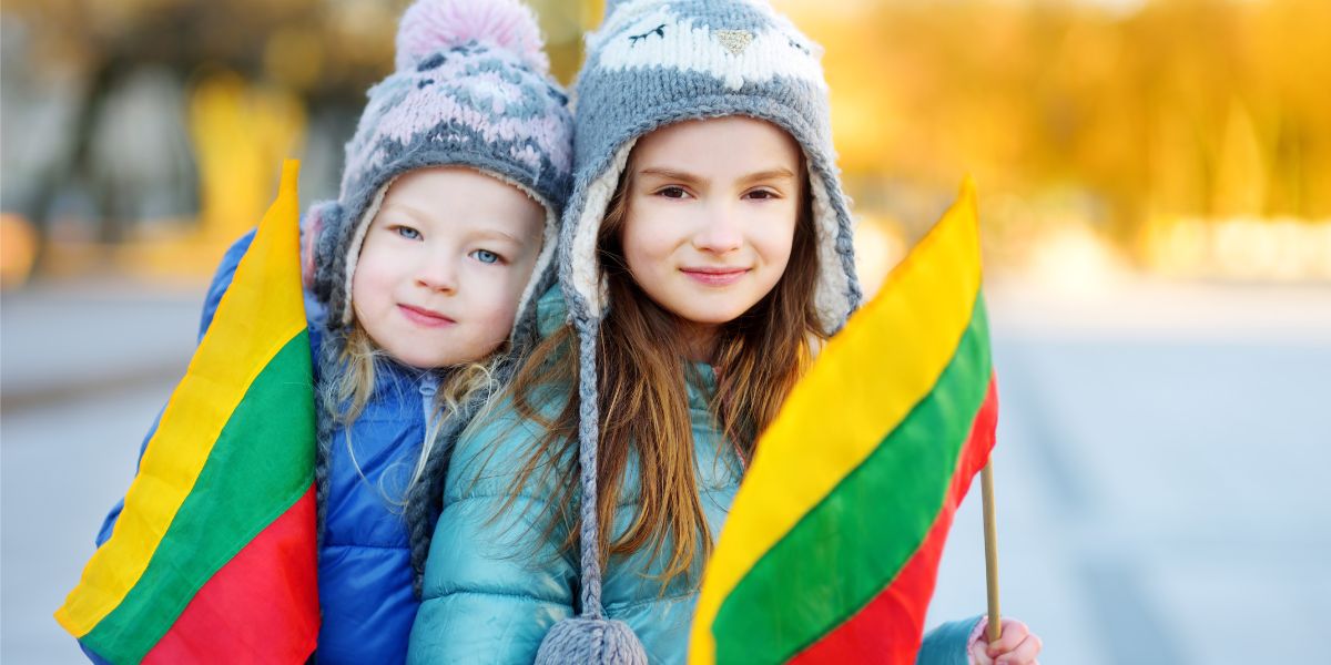 15 nombres lituanos para niñas diferentes llenos de historia